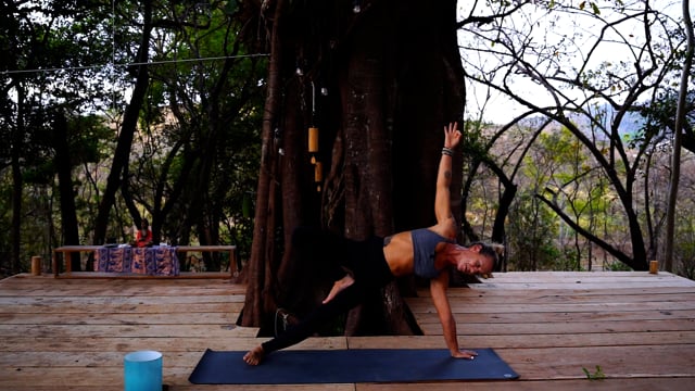 Costa Rica Yoga Flow – Manduka EU